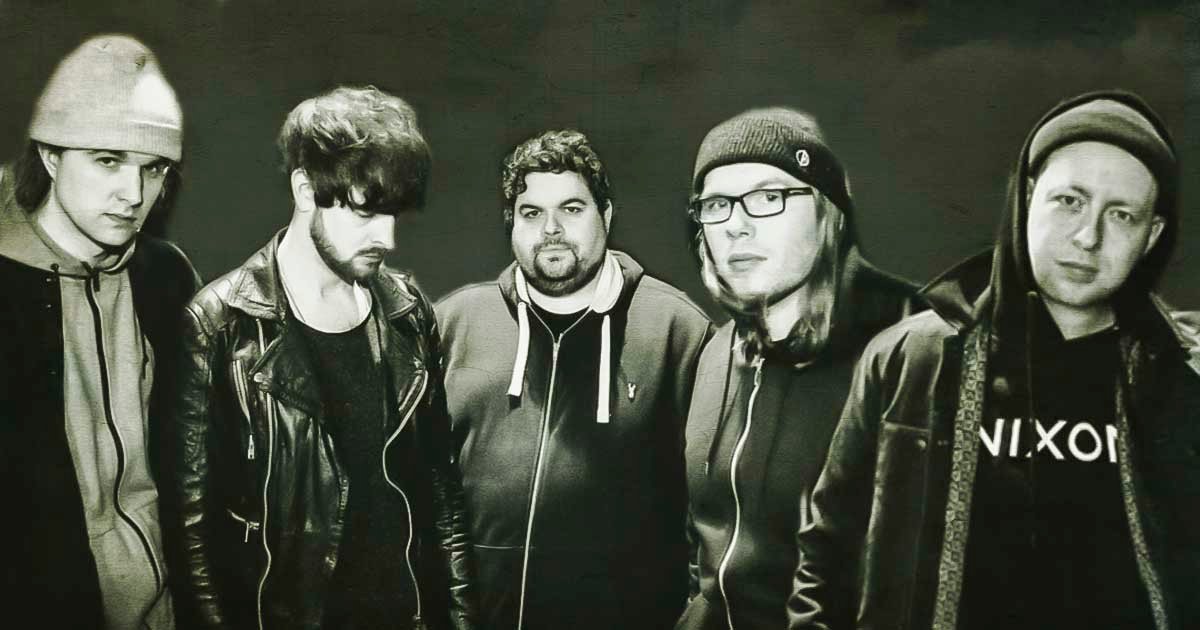 UK's DEARIST Performs "Colours" Live - Mayhem Music Magazine